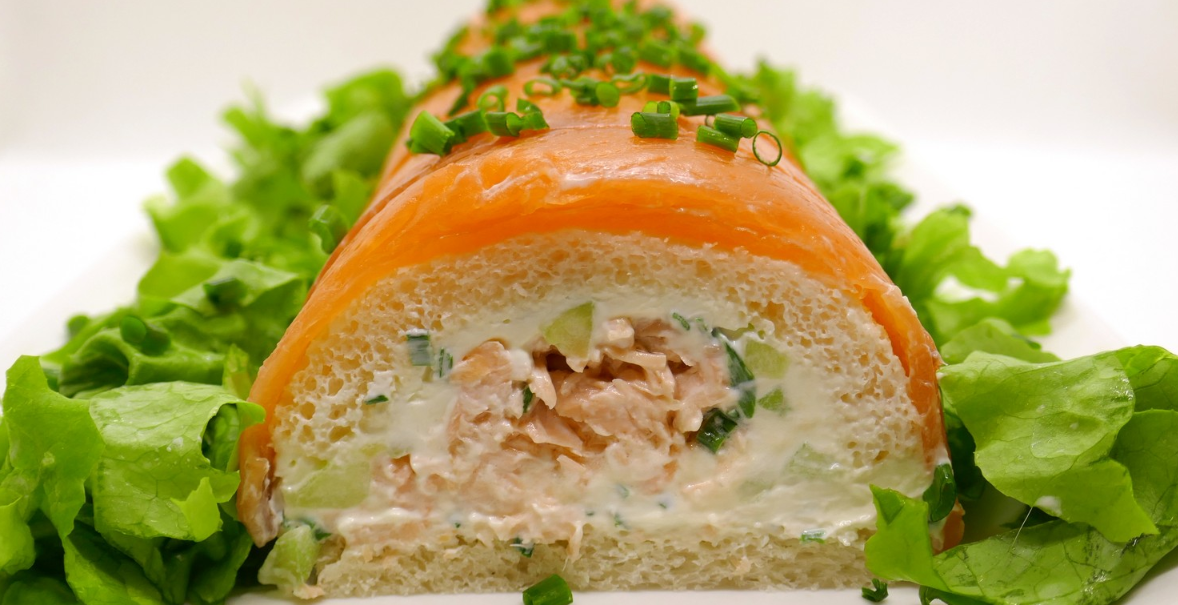 Recette De Bûche Au Saumon Fumé Et Au Fromage Frais And Ustensile Du Soir